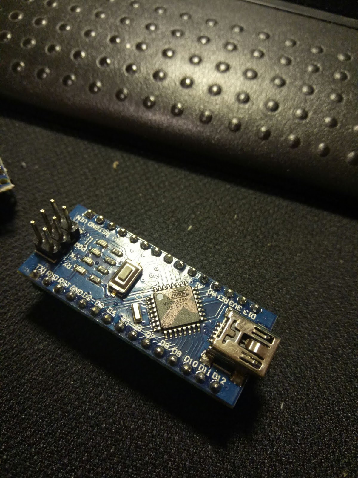 半工室 Arduino Python Nodemcu 《進階※應用篇》寫程式arduino教學 20:arduino Nano 一直閃燈