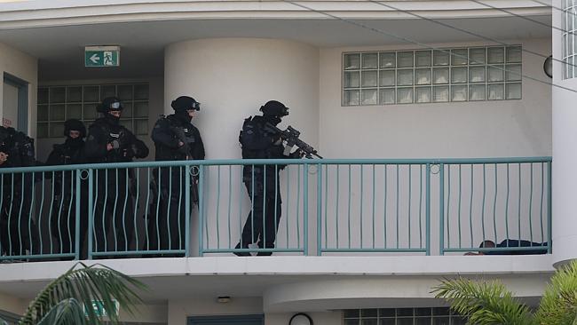 Gsg9 1/87 Unité spéciale: SERT - Special Emergency Response Team ...