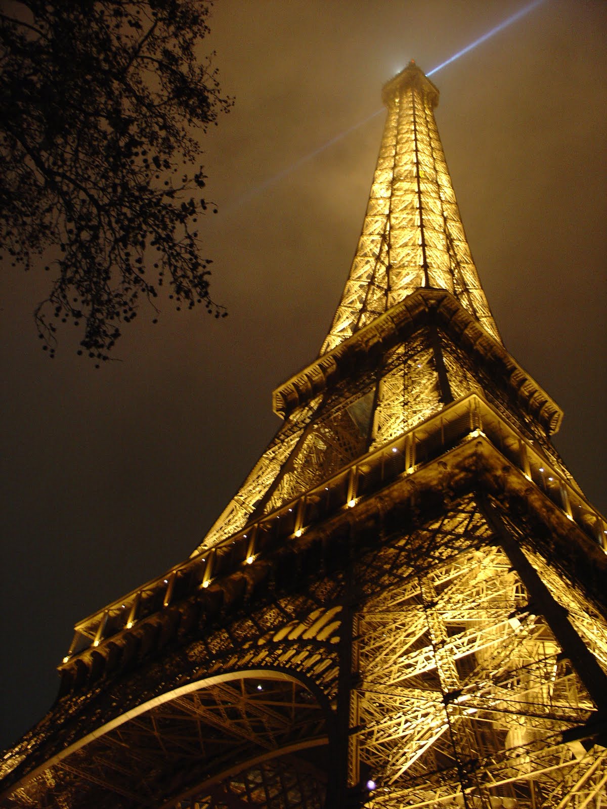Le tour de lac: ILLUMINATIONS DE PARIS