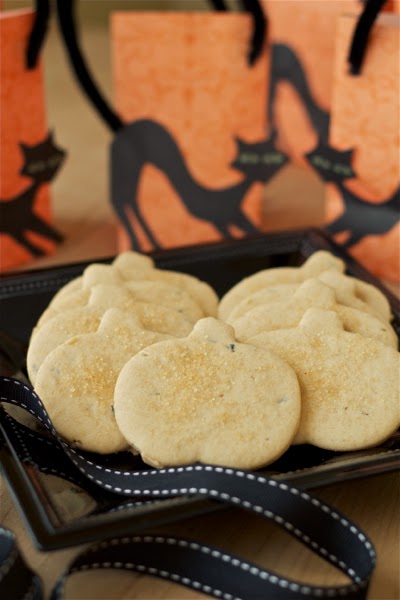 Herb-infused sugar cookies | Yankee Kitchen Ninja