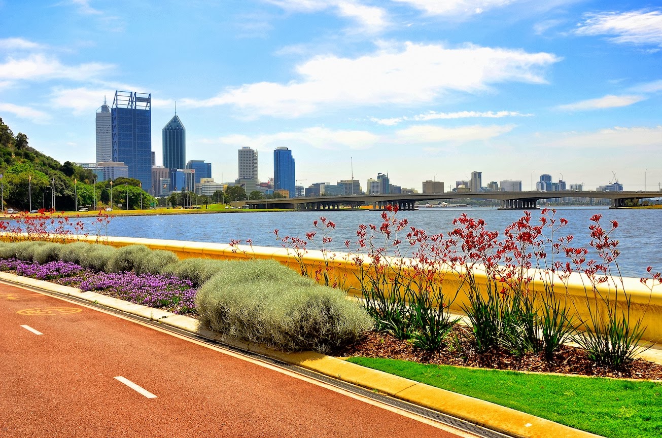 missing moments: Perth, a jewel on Australia's west coast