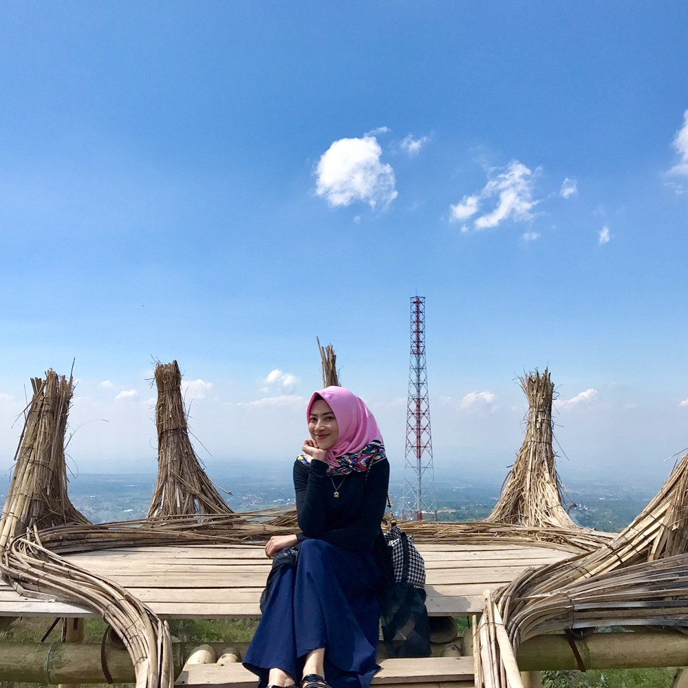 Lokasi Dan Harga Tiket Sukageuri View Cisantana Kuningan Jawa Barat ...