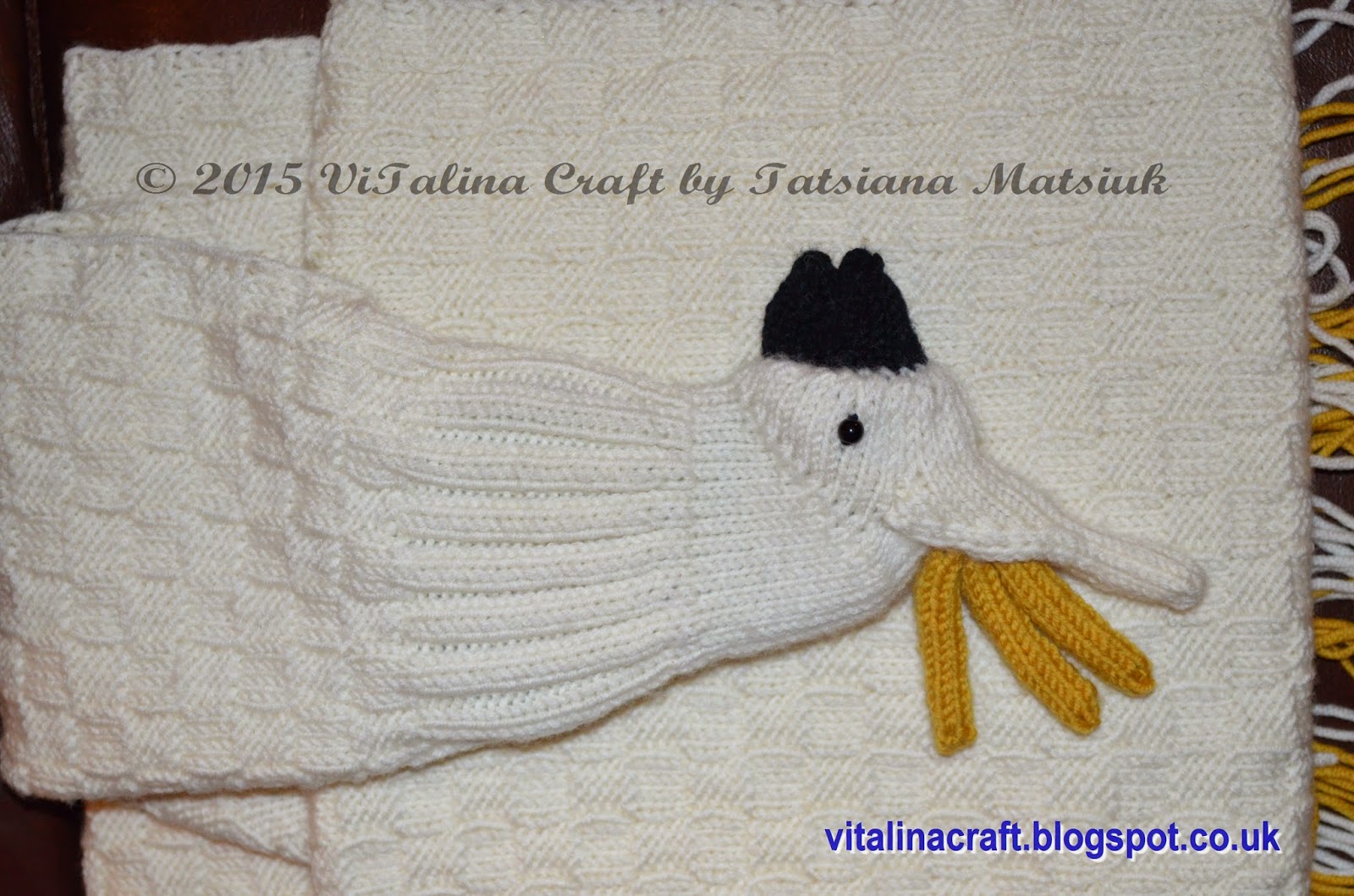 White Cockatoo Scarf | ViTalina Craft
