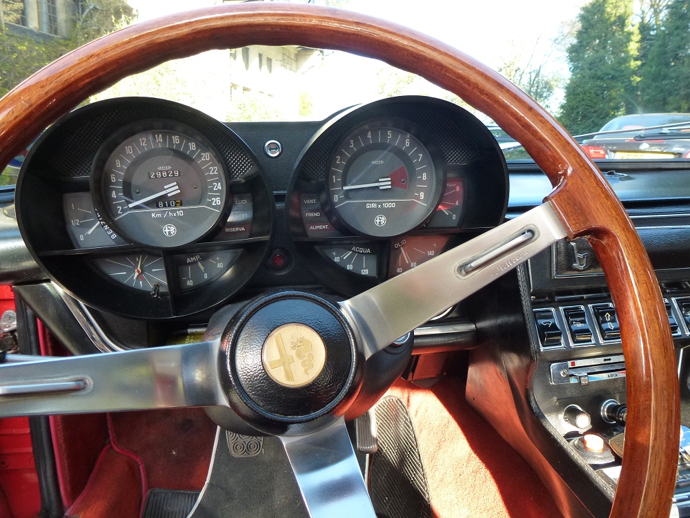 My Alfa Romeo Montreal: Alfa Romeo Montreal Dashboard