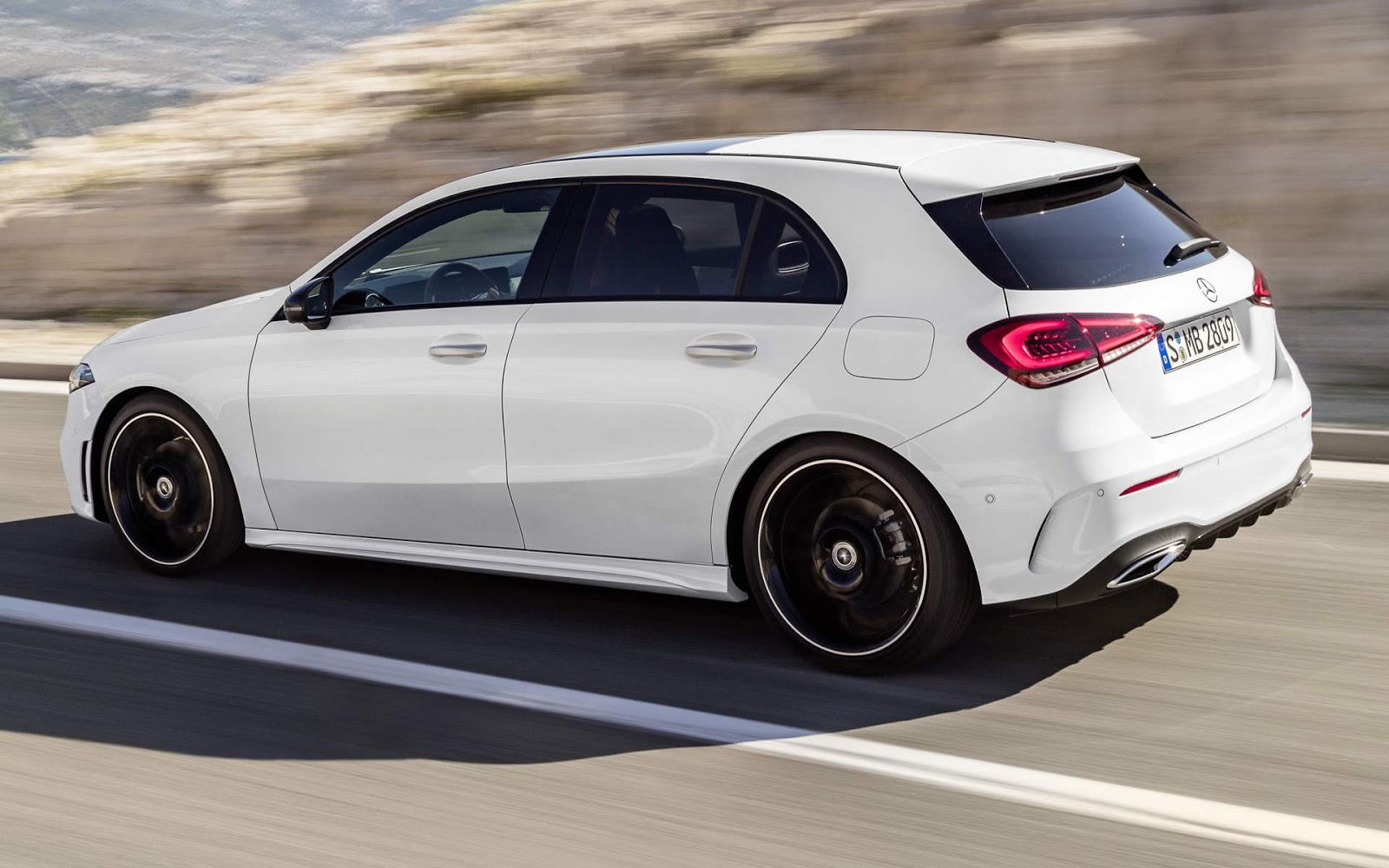 HISTÓRIA - MERCEDES CLASSE A