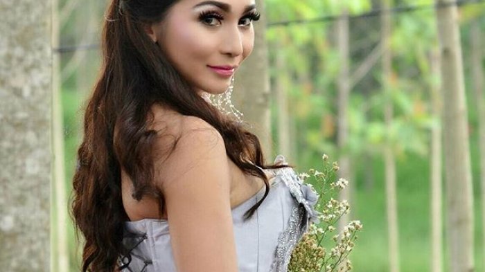 Blak-blakan, 4 Artis Cantik Ini Ungkap Pengalamannya Nonton Film Bokep, Ada yang Langsung Gituan ...