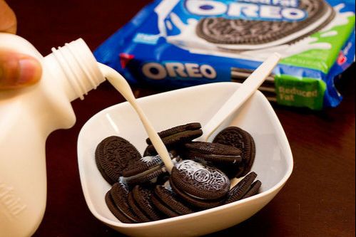 Wilted Autumn Leaves: Oreo Corn Flakes