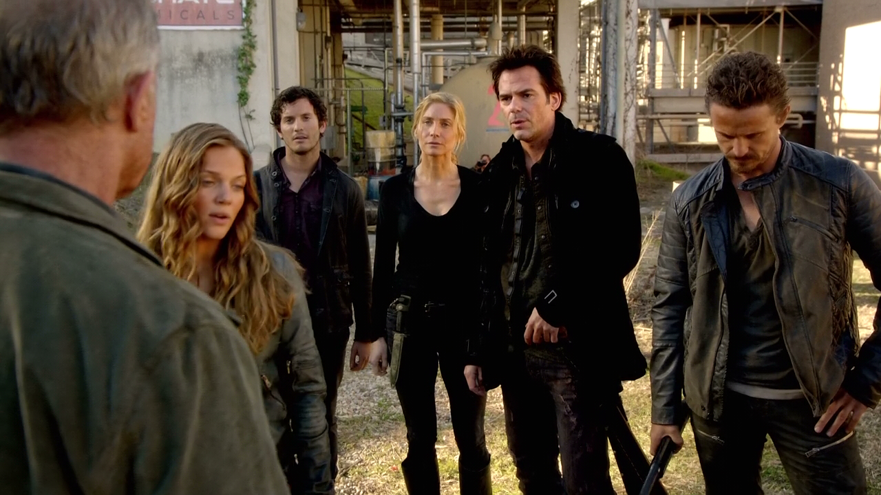 The not so impartial review: Revolution : Monroe (Prettiness ...