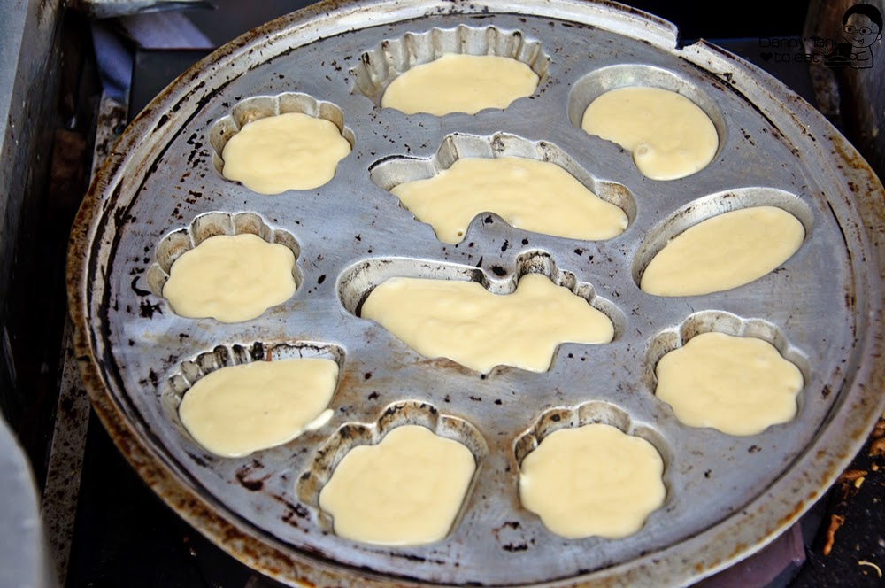Kue Cubit and Kue Laba-Laba ~ DANNY LOVE TO EAT