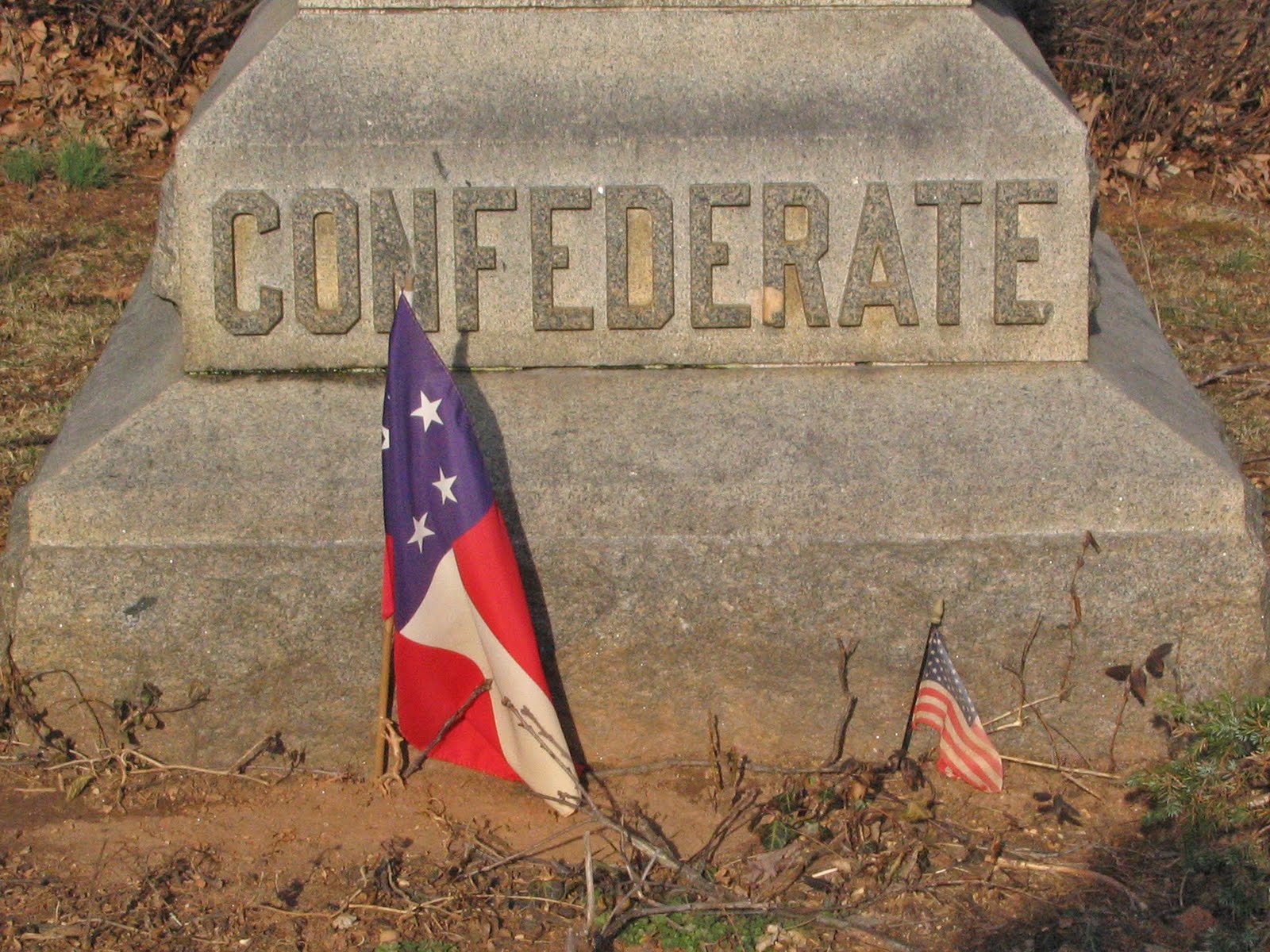 Landmarks: Confederate Monument
