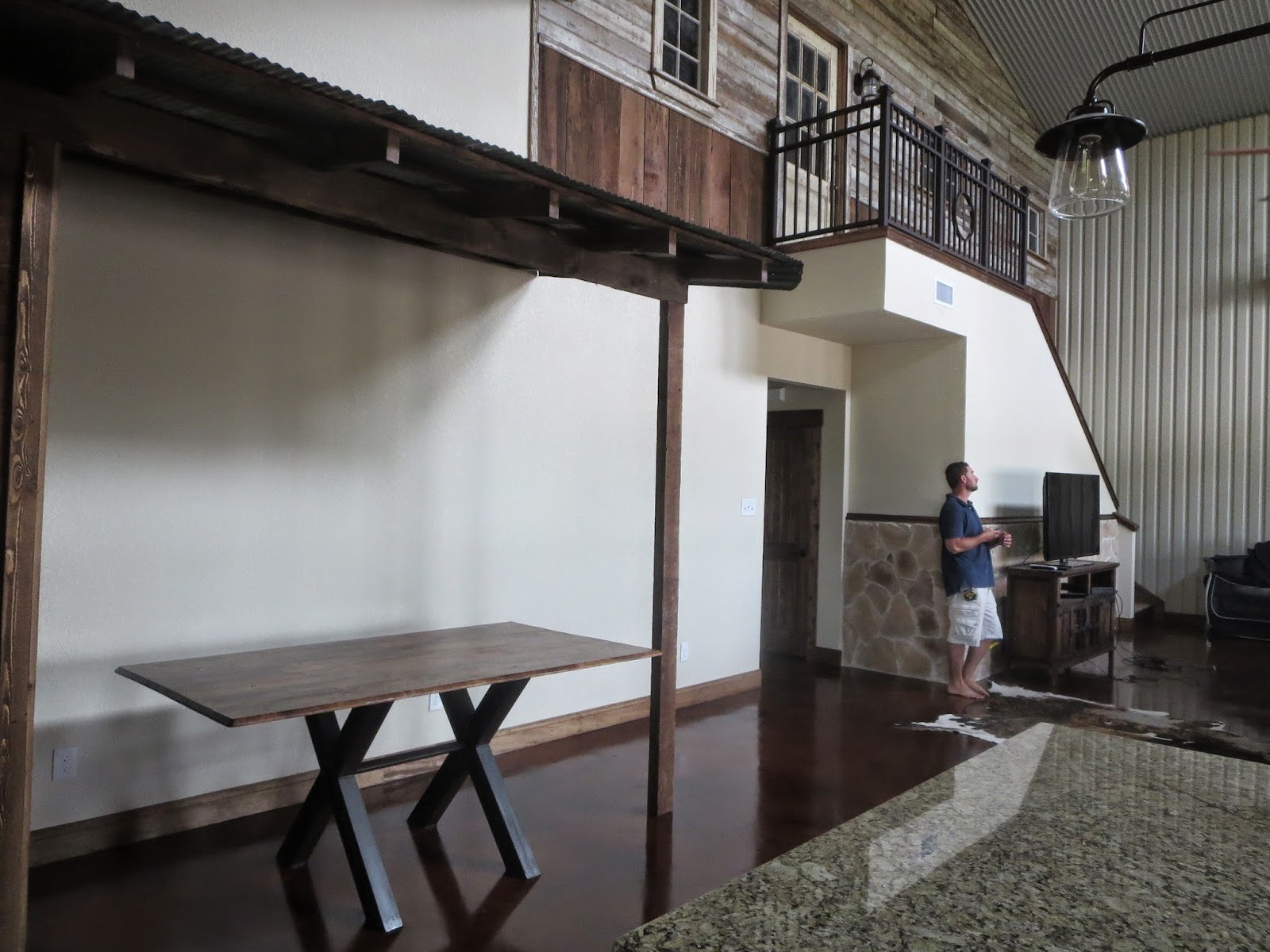 Weld House Homes: Living the Barn Life...