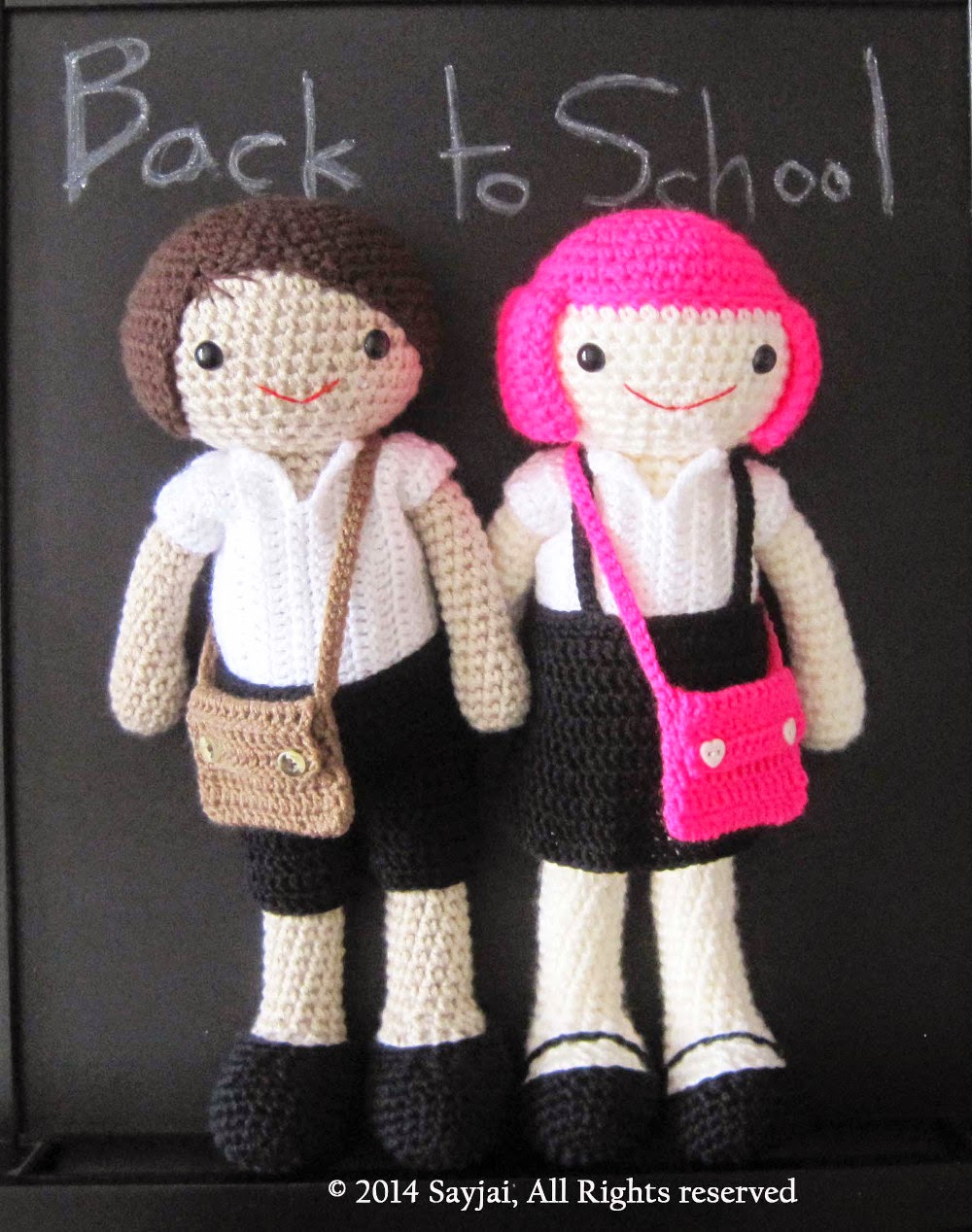 Back to school: dress-up dolls with school uniform - Sayjai Amigurumi ...