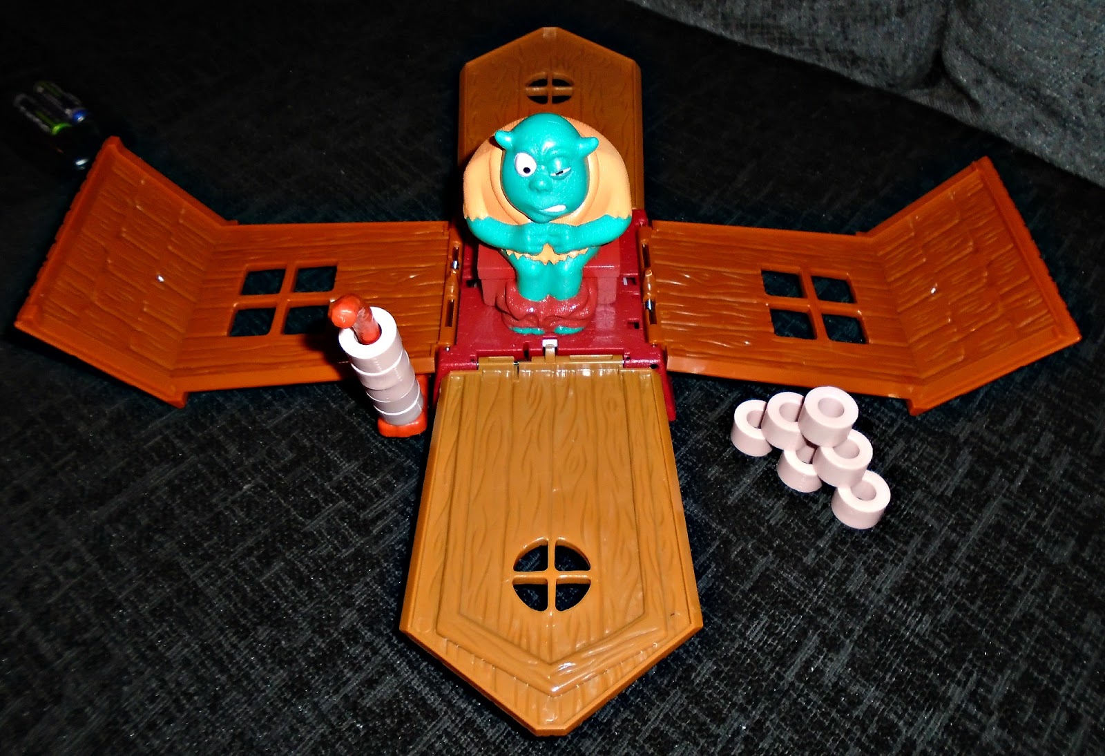 Tantrums To Smiles: Og On The Bog Game **REVIEW** and Giveaway!