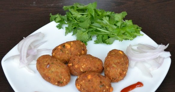 Chicken Kola Urundai Recipe | Chicken Vadai | Chicken Kheema Balls ...