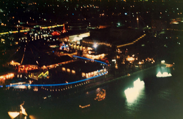 RACE 4 SPACE PHOTOGRAPHY by Michael Bailey: WORLD EXPO 88 AT NIGHT