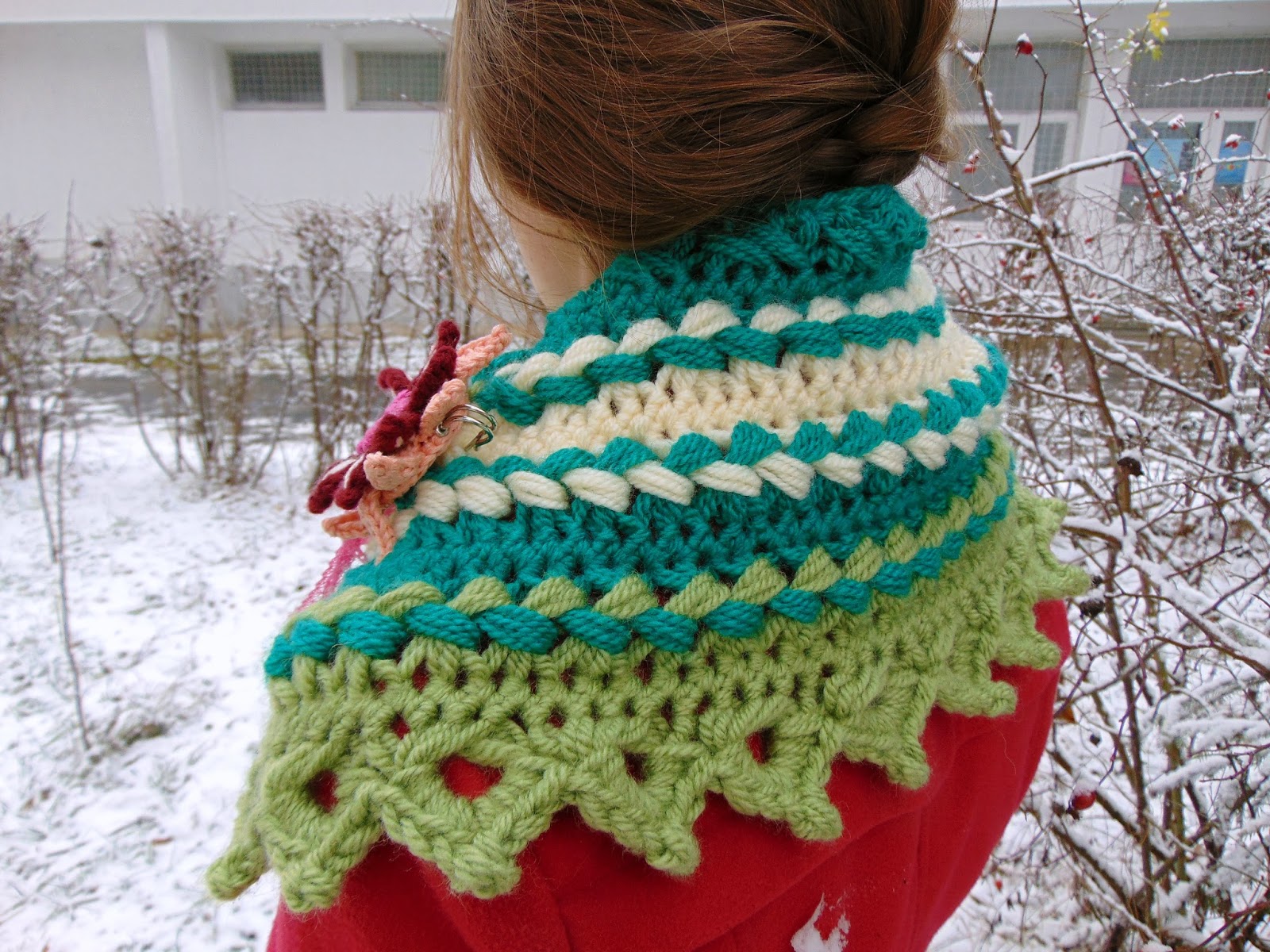 Floare de Lumina: Accesorii crosetate / capa crosetata / fular crosetat ...