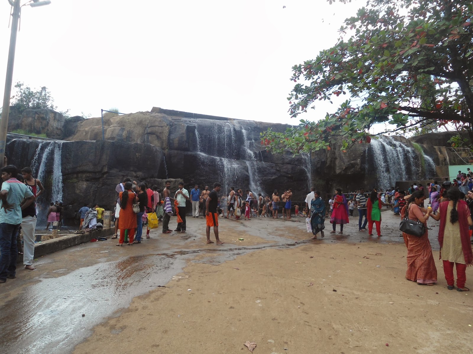 THRIPPARPPU WATERFALLS