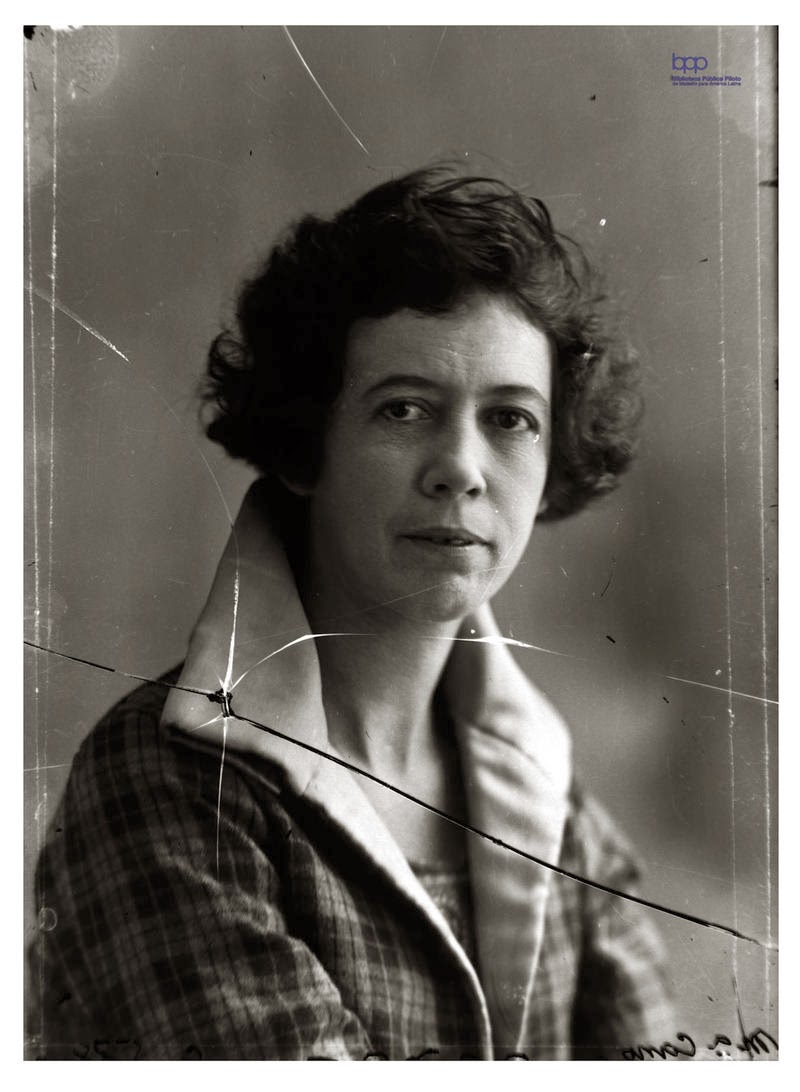 MAFALDA Y LA RUMIA: La flor rebelde _ María Cano