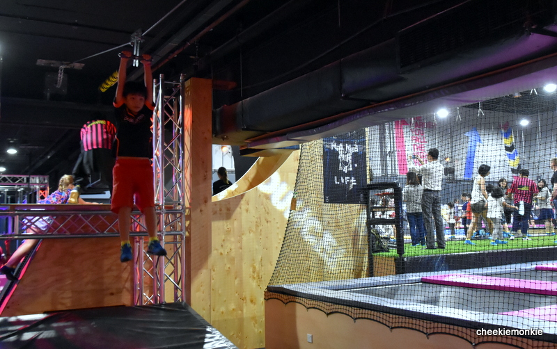 Cheekiemonkies: Singapore Parenting & Lifestyle Blog: Rebounding Fun ...