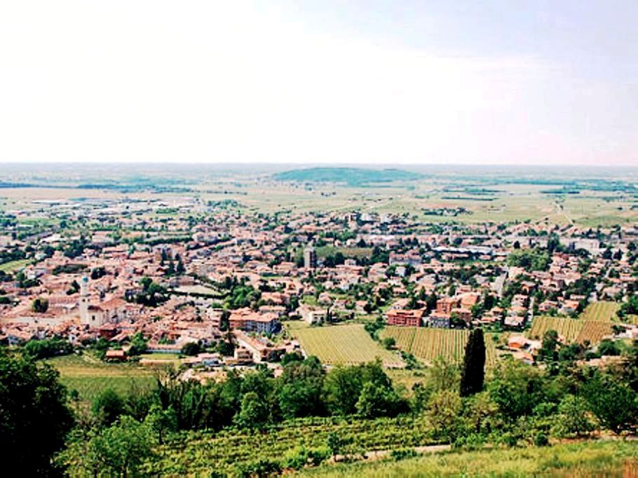 SCHEDE DELLE ESCURSIONI NEI DINTORNI DI TRIESTE: Scheda *** CORMONS ...