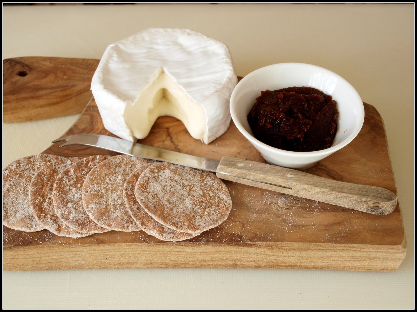 Mark's Veg Plot: White Hart cheese and Medlar Fruit cheese