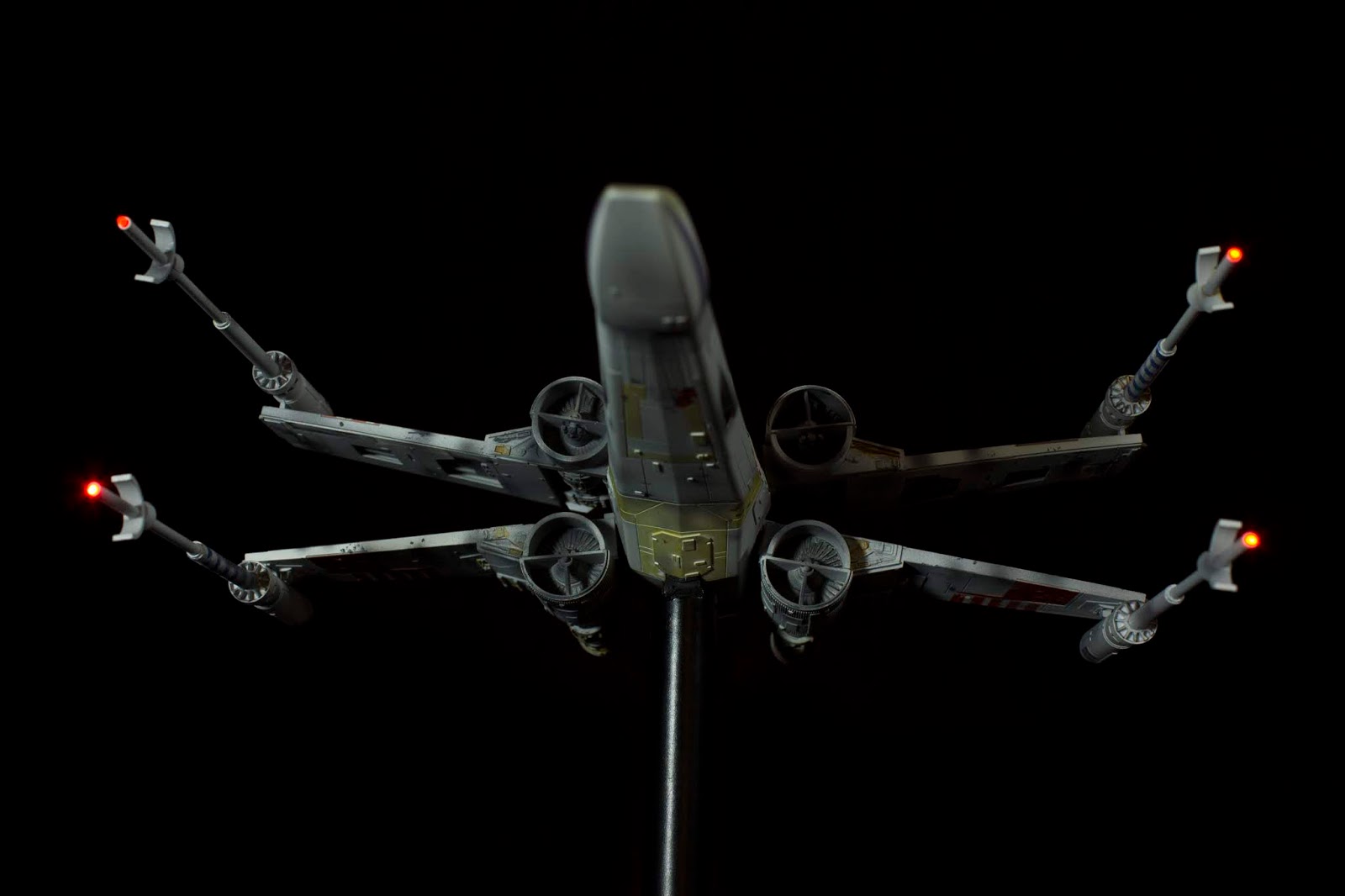 Bandai 1/48 scale X-Wing Model Build: Part X Final reveal of finished X ...