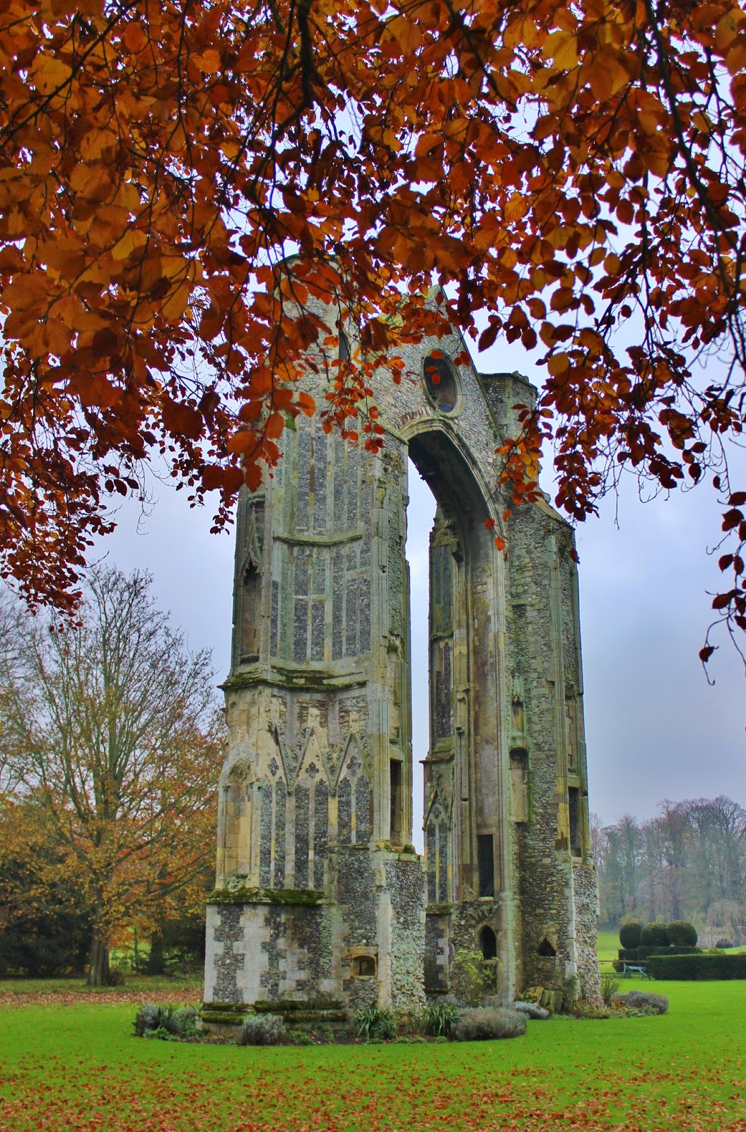 The Roman Anglican: Shrine of Our Lady of Walsingham