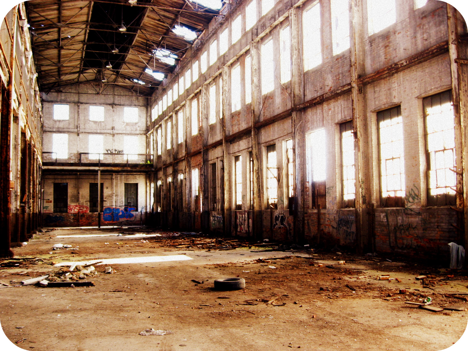 small earth vintage: spooky D