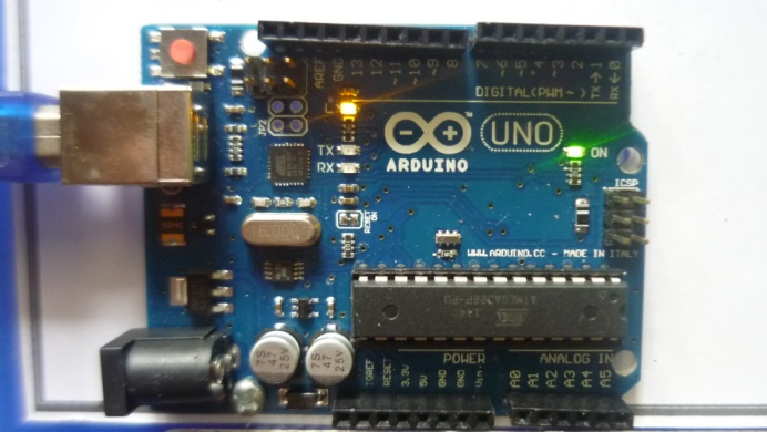 Aliftronik: MENGUJI BOARD ARDUINO