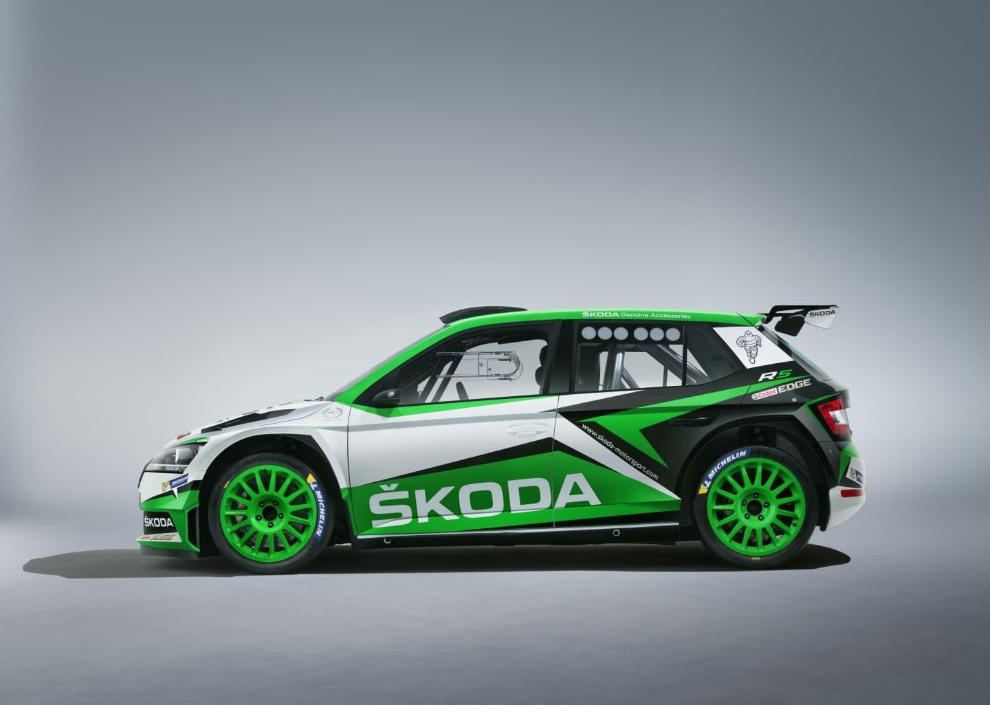 Diario Automotor: Skoda Fabia R5 como complemento del exitoso Fabia WRC2