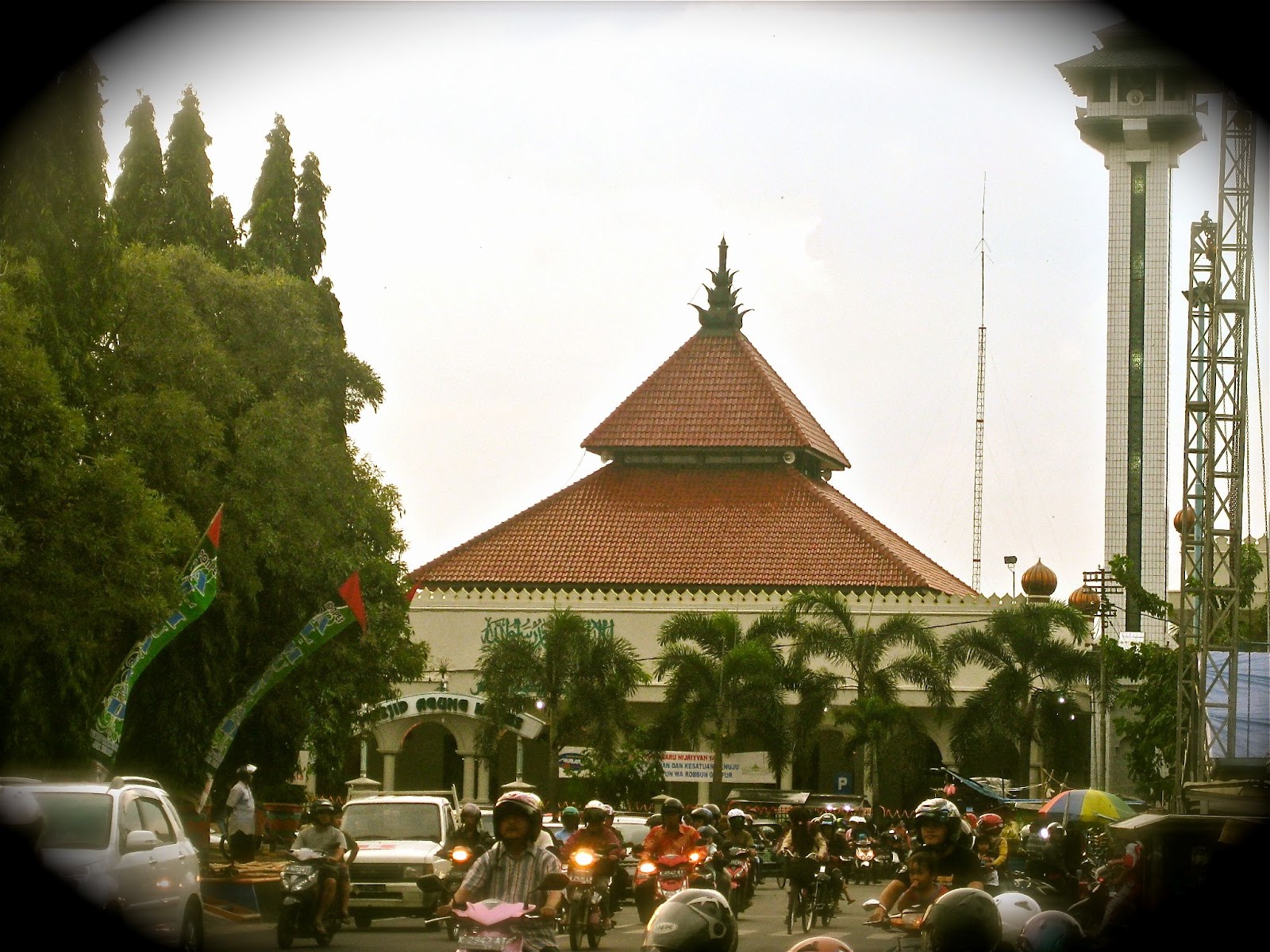 Travel Pictures of Indonesia: Kudus, Central Java, Indonesia - City of ...