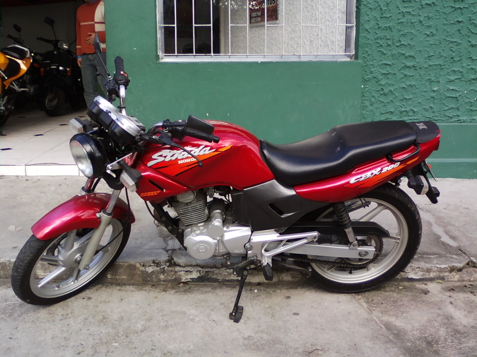 Pró Motos: CBX Strada