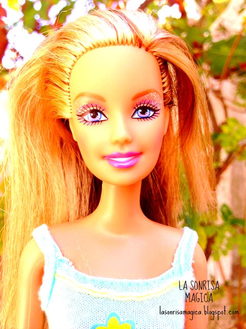 La Sonrisa Mágica: Barbie está radiante de felicidad! (Ya identificada)