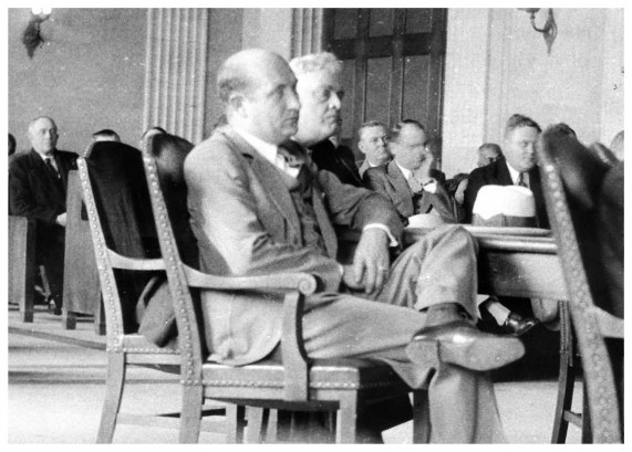 Roger Touhy, Gangster: The Outfit