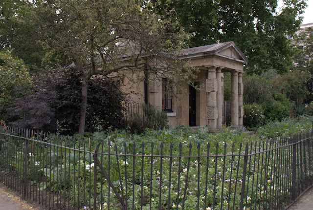 Organic Garden Dreams: Hyde Park and Kensington Gardens, London