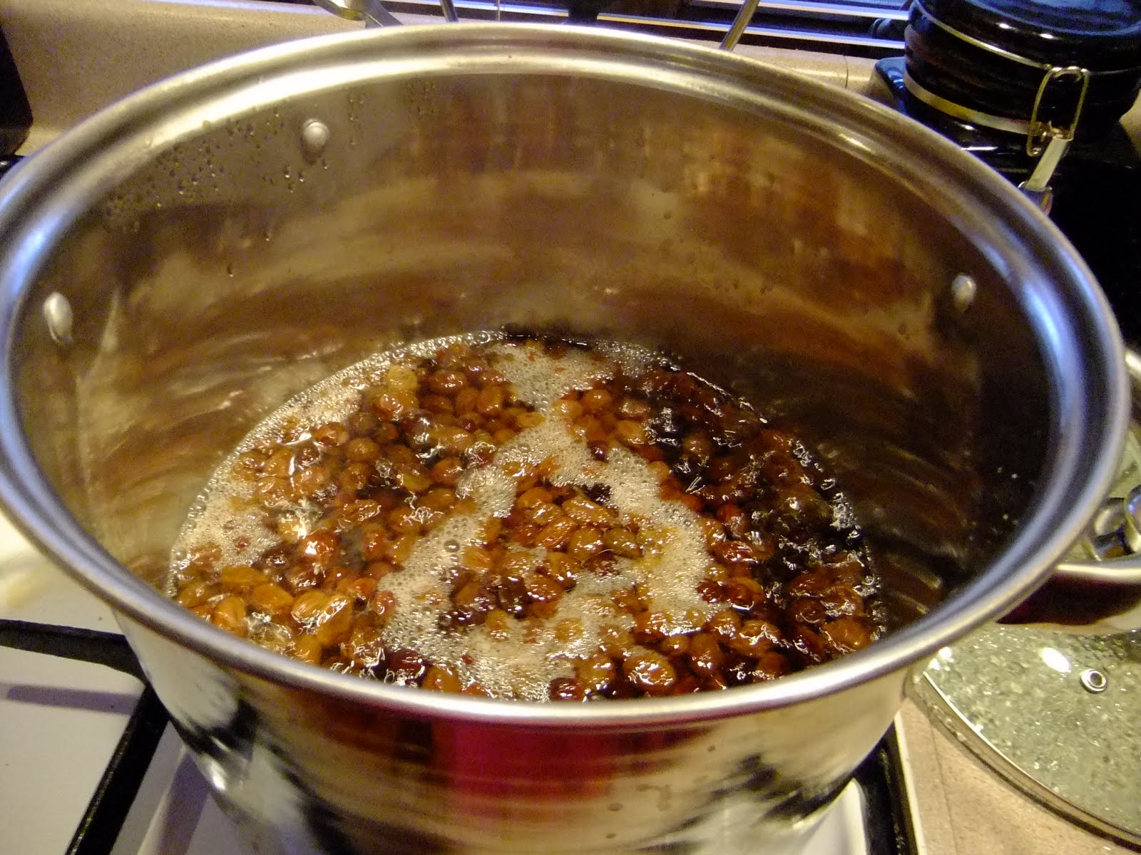 Pink Elephants coffee Cafe: RANDY BRANDY RAISIN CANDY ICE CREAM