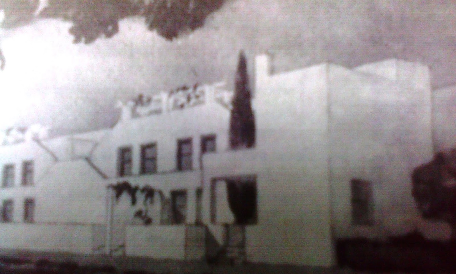 En compania del adulto mayor: ARQUITECTO PREBISCH Y EL OBELISCO: