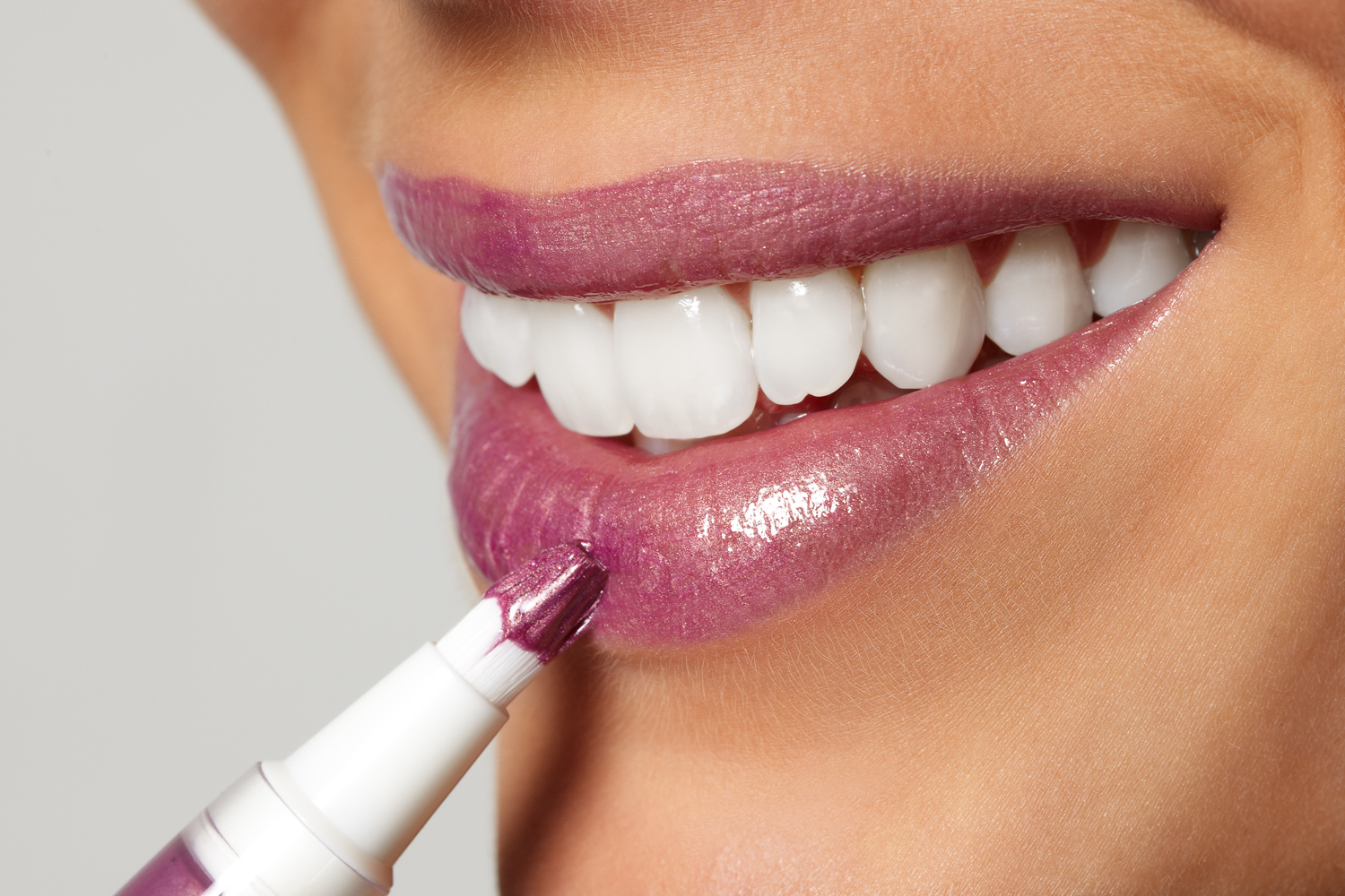 Como usar Maquiagem: Boca cor de uva