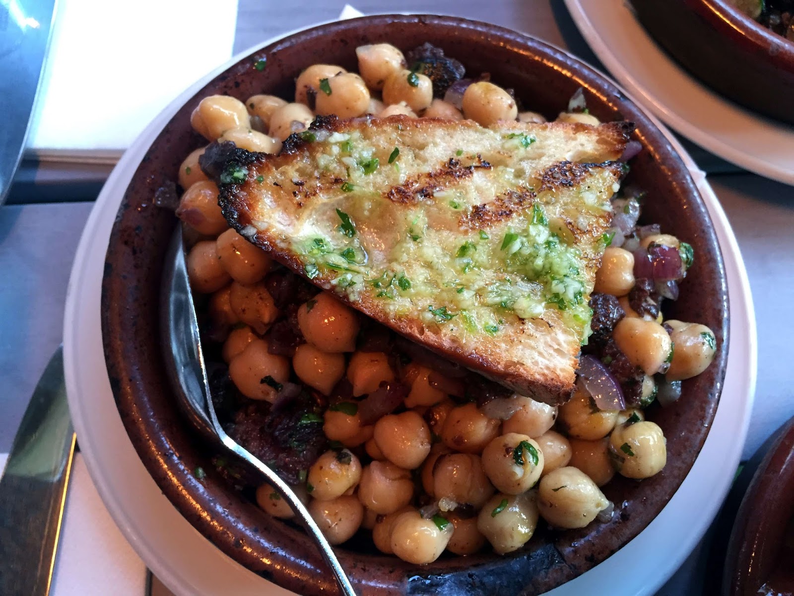 [Review] La Bodega, Ranelagh, Dublin 6 | Stitch and Bear