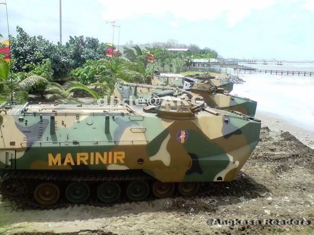 DEFENSE STUDIES: Hibah 25 Tank LVT Korsel Tunggu Izin AS