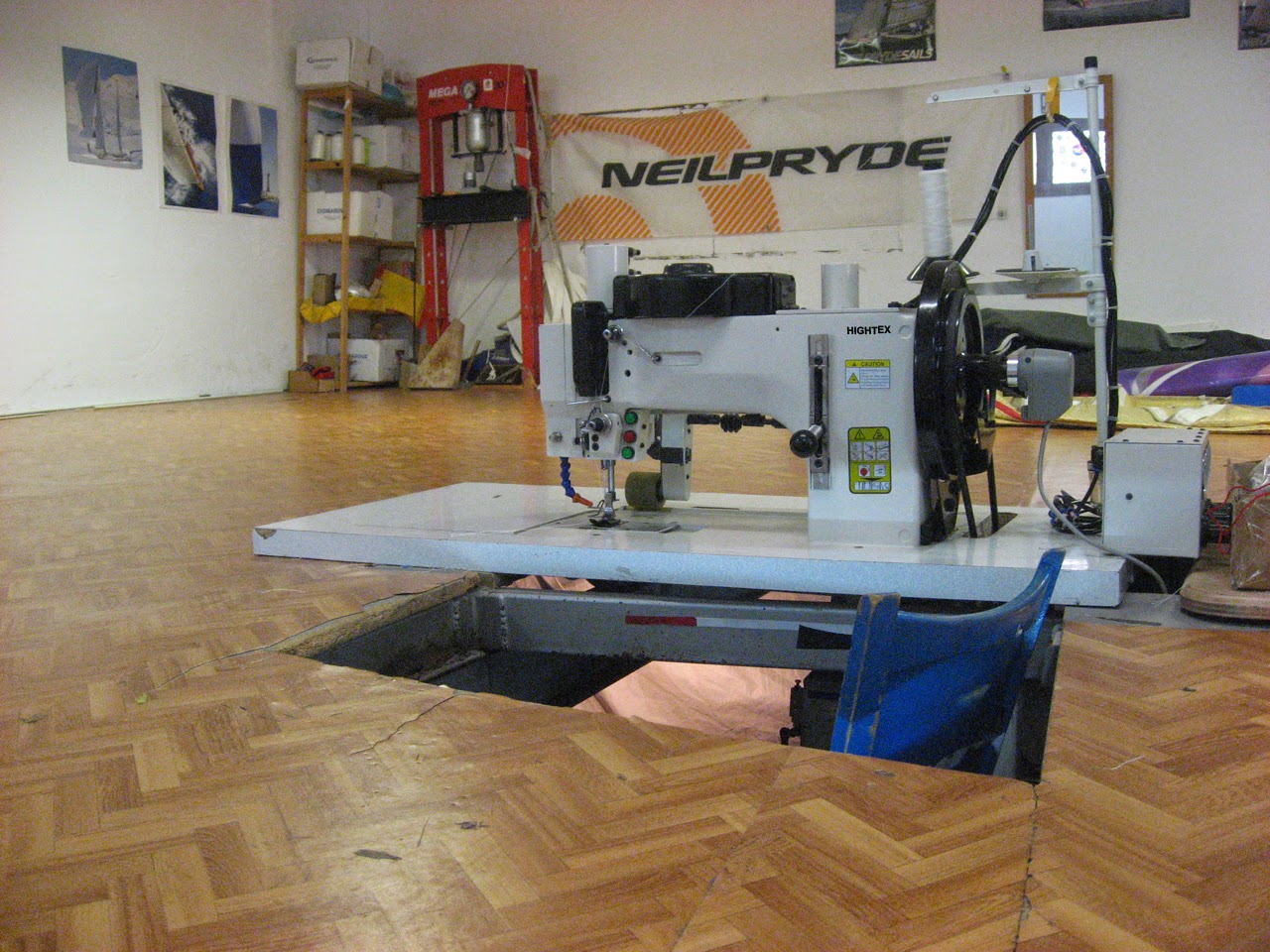 sewingautomation: 366-76-12 Long arm heavy duty zigzag sewing machine ...