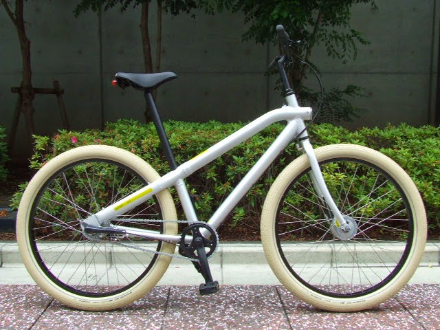 avelo Bicycle shop | アヴェロ バイシクル ショップ 浦和: VANMOOF M2 Collection 6.5 バンムー ...