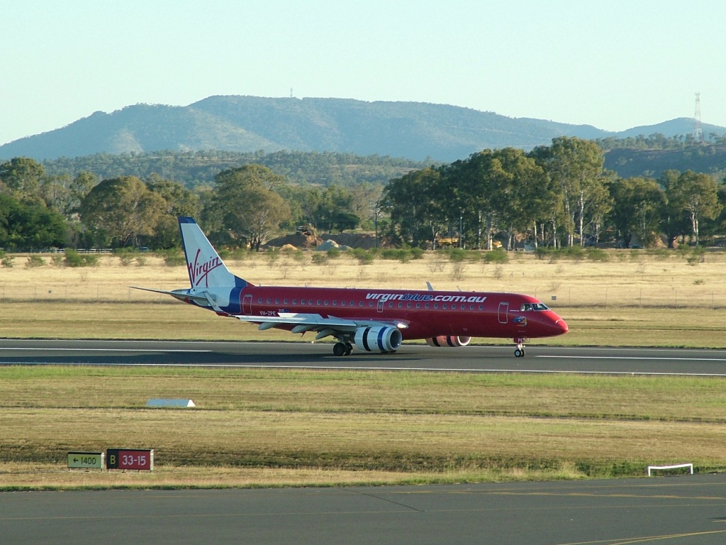 Central Queensland Plane Spotting: Inside the Old Rockhampton Airport ...