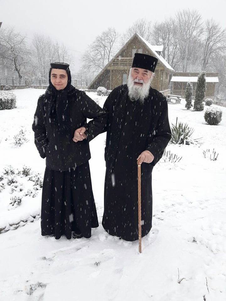 Schitul Sf. Ilie - Berzunti: Povestea a doi calugari