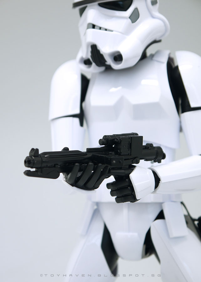 toyhaven: "It's them! Blast them!" Review of Bandai 1/6th scale Star ...