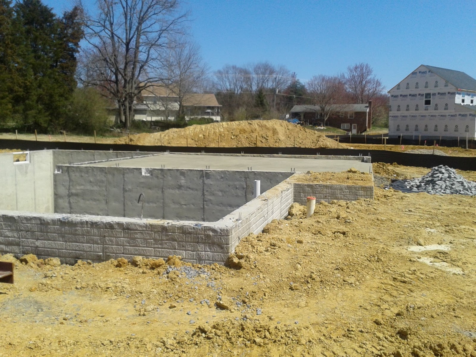Our New Venice Home: Basement and Garage Floors are in!