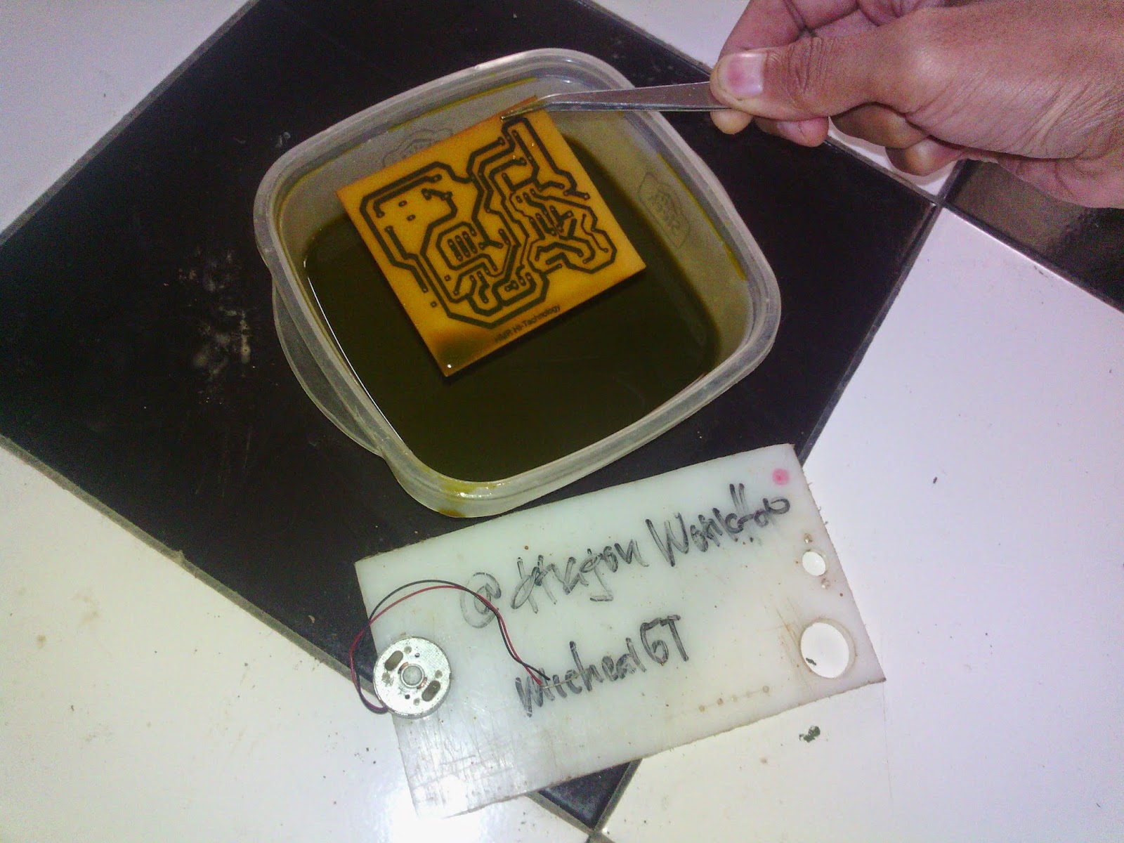 Journal of Journey: Bikin PCB (printed circuit board) sendiri