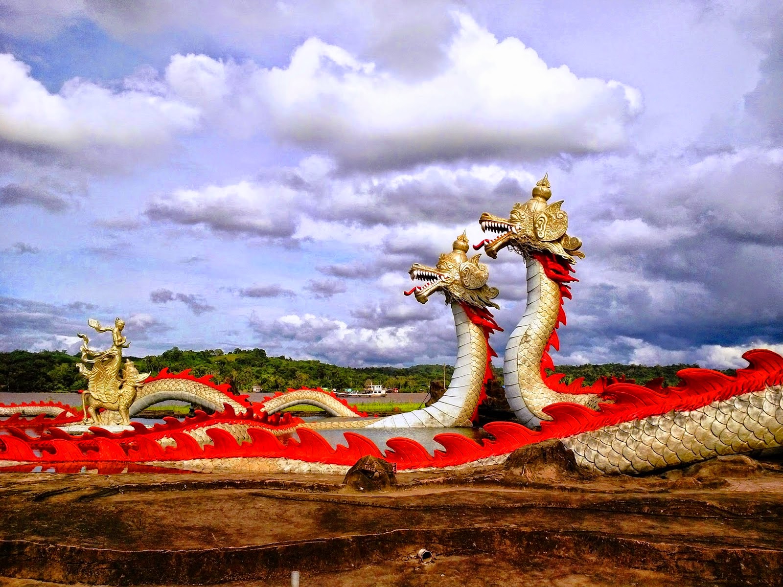 Taman Wisata Pulau Kumala ~ reBORNEO