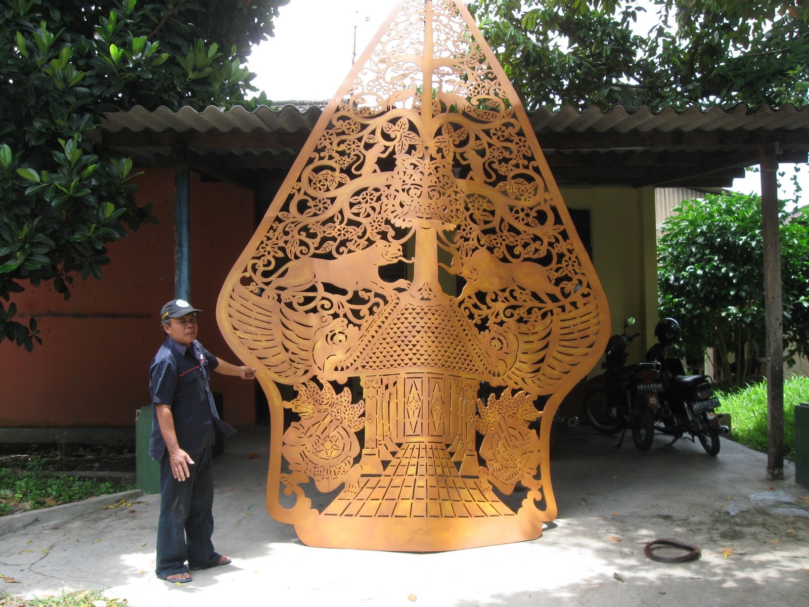 RobertYD2WSQ: Ukiran Styrofoam/gabus