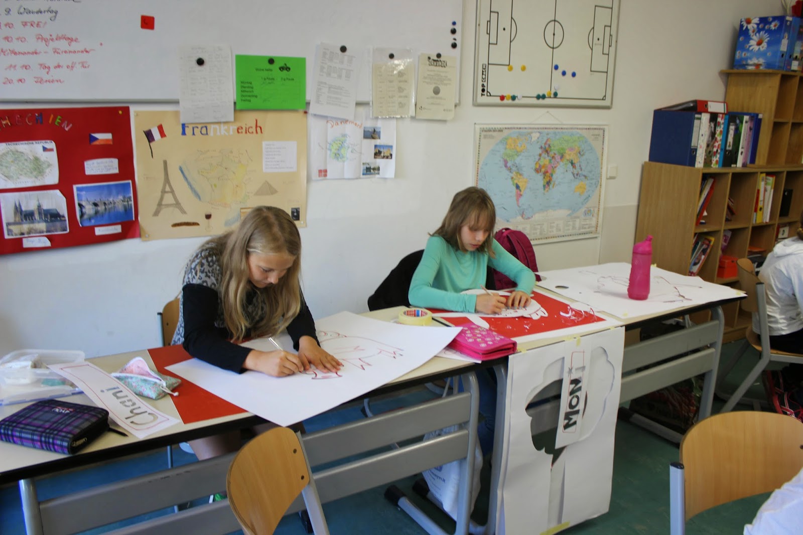 Stromkasten-Styling: Der zweite Projekttag an der Ellef-Ringnes-Grundschule